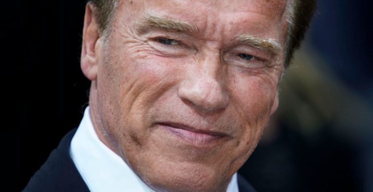 Σβαρτζενέγκερ: Σταθερή κατάσταση μετά την επέμβαση - Kafto